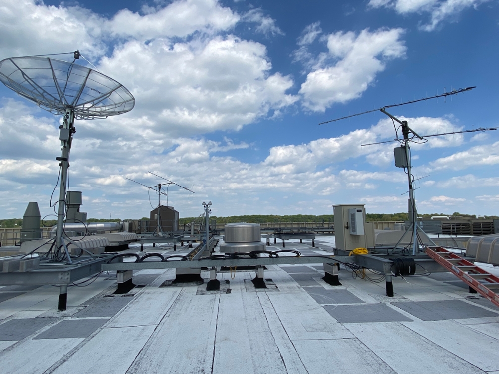 Facilities :: Space Systems Engineering Lab :: USNA